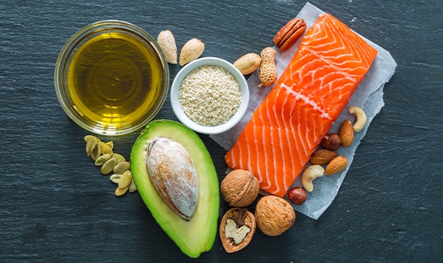 Saturated and Unsaturated Fats - Healthy Fat Sources | AskNestlé